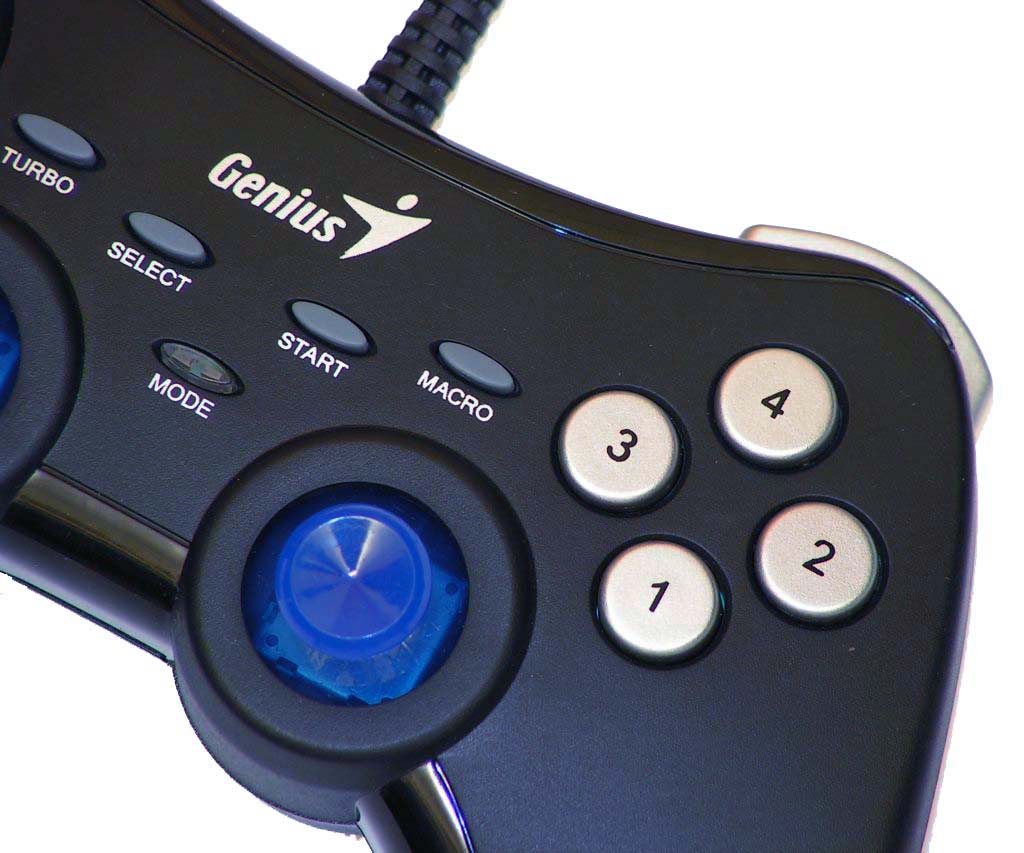 Стиляга от Genius - геймпад MaxFire Grandias 12V | hwp.ru